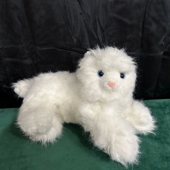 GANZ | Toys | Vintage 996 Ganz White Persian Cat | Poshmark